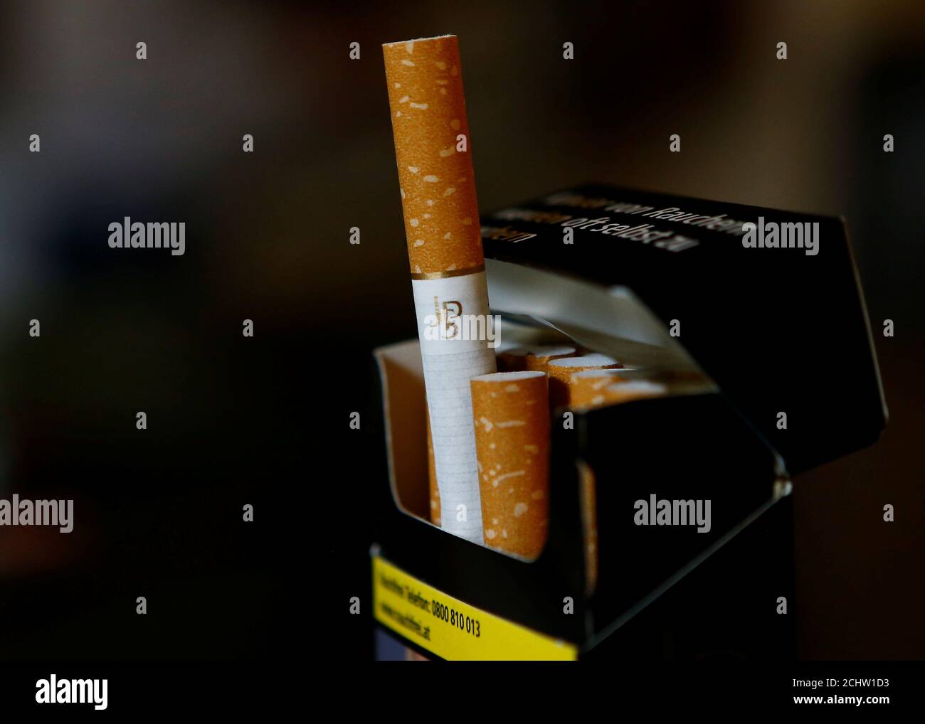 Jps Cigarettes High Resolution Stock Photography and Images - Alamy