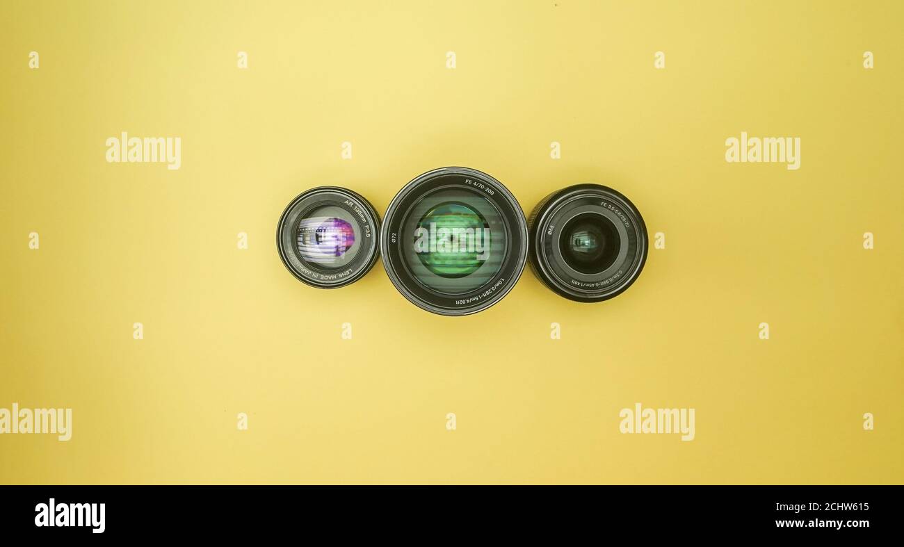 Smooth camera zoom hi-res stock photography and images - Alamy