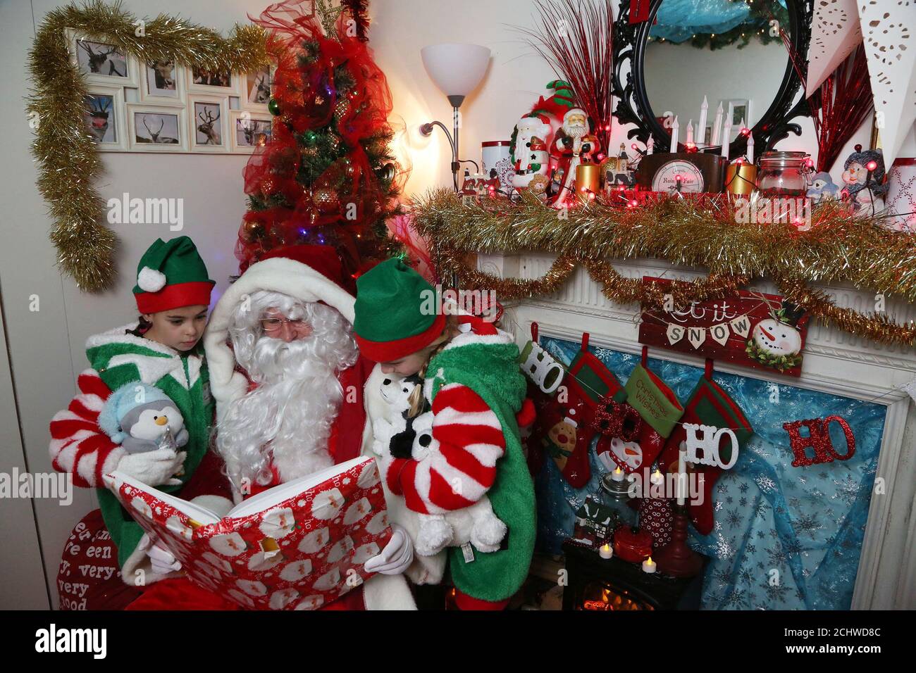 Santa elves grotto hi-res stock photography and images - Alamy