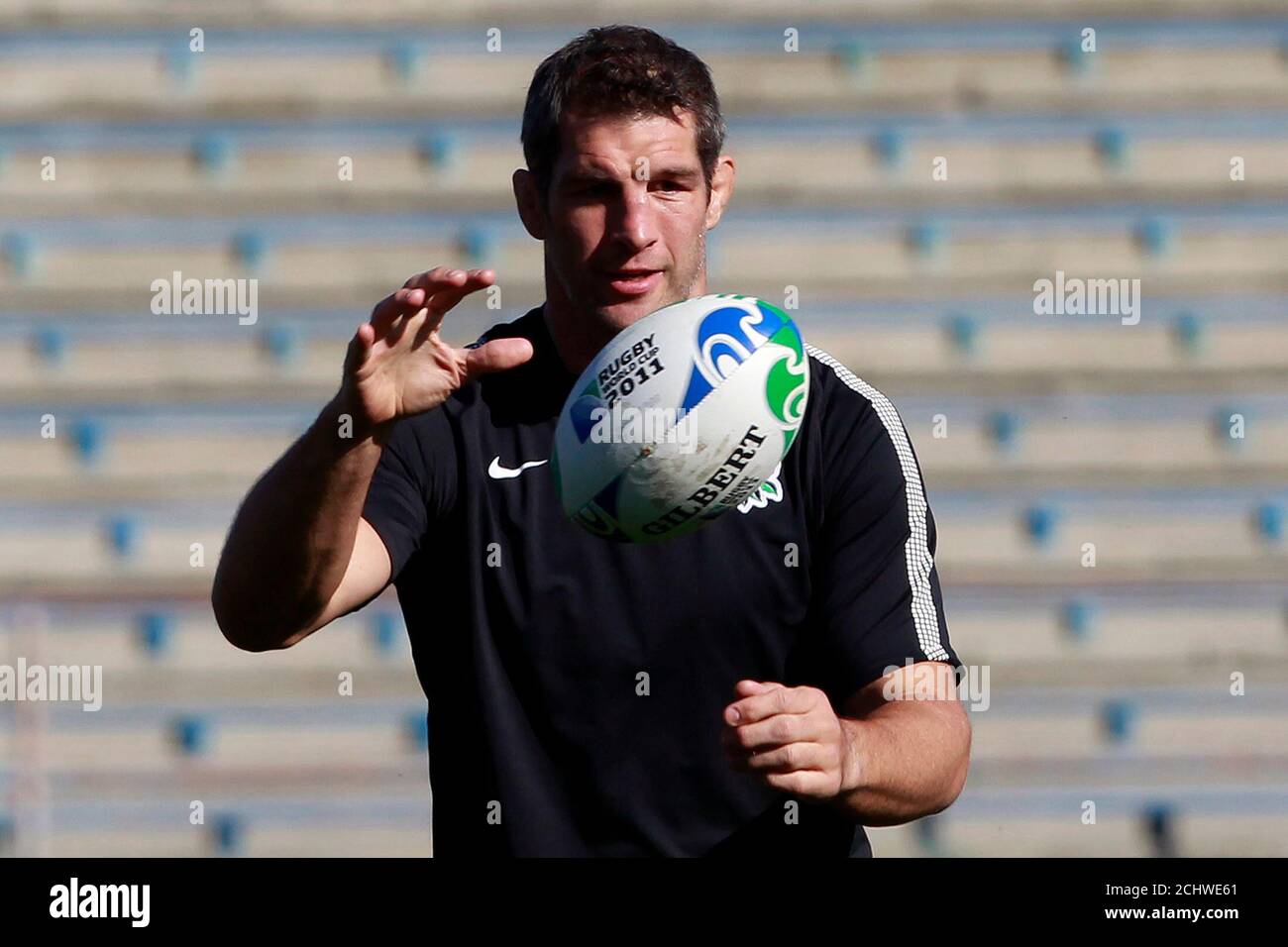 Simon Shaw Rugby High Resolution Stock Photography and Images - Alamy