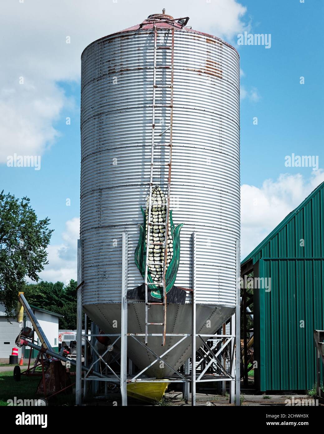 Ladder on silo hi-res stock photography and images - Alamy