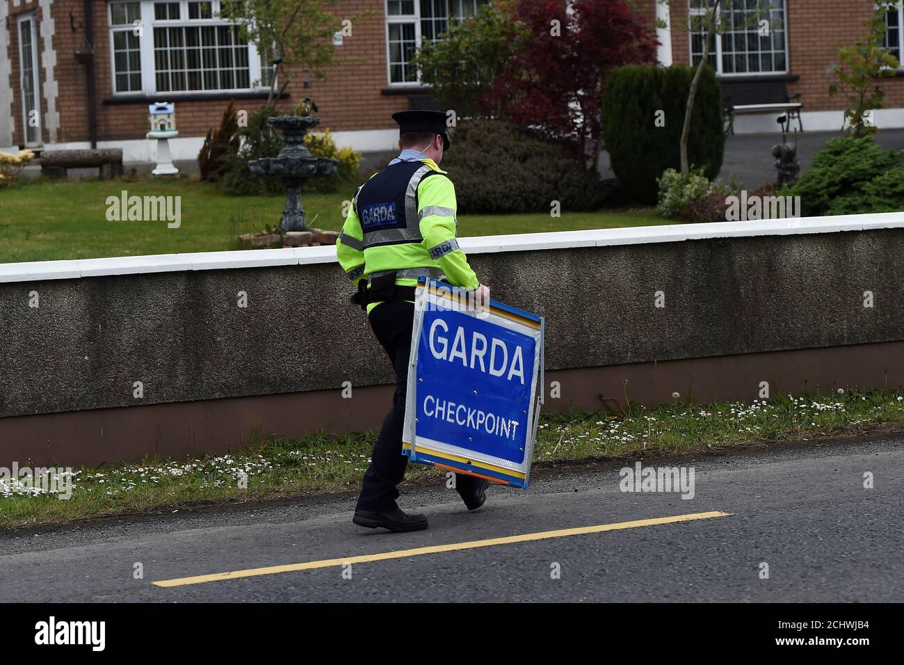 Garda checkpoint sign hi-res stock photography and images - Alamy