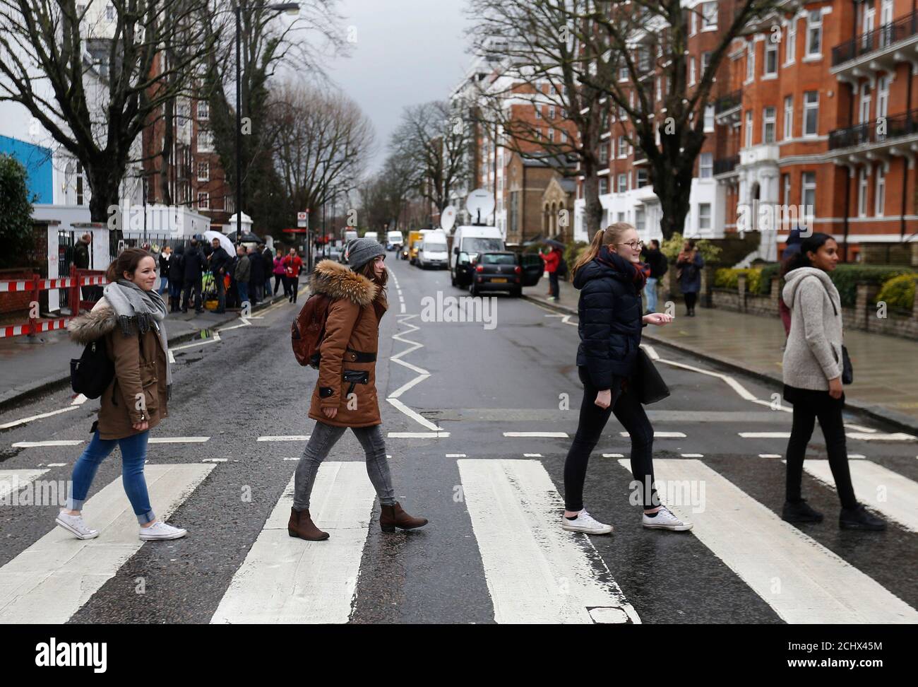 Beatles at zebra walk hi-res stock photography and images - Alamy