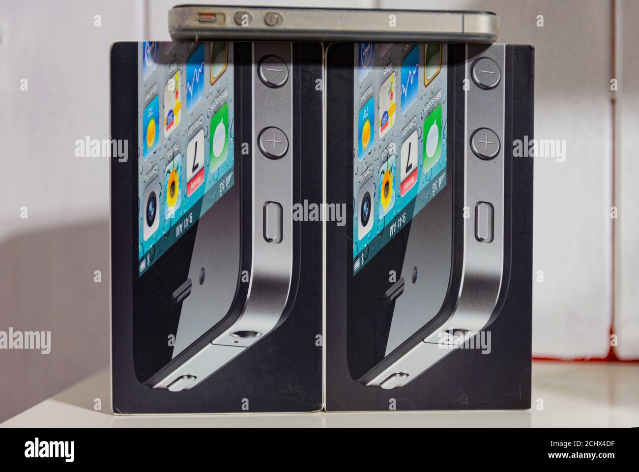 Apple iphone 4 close-up Stock Photo - Alamy