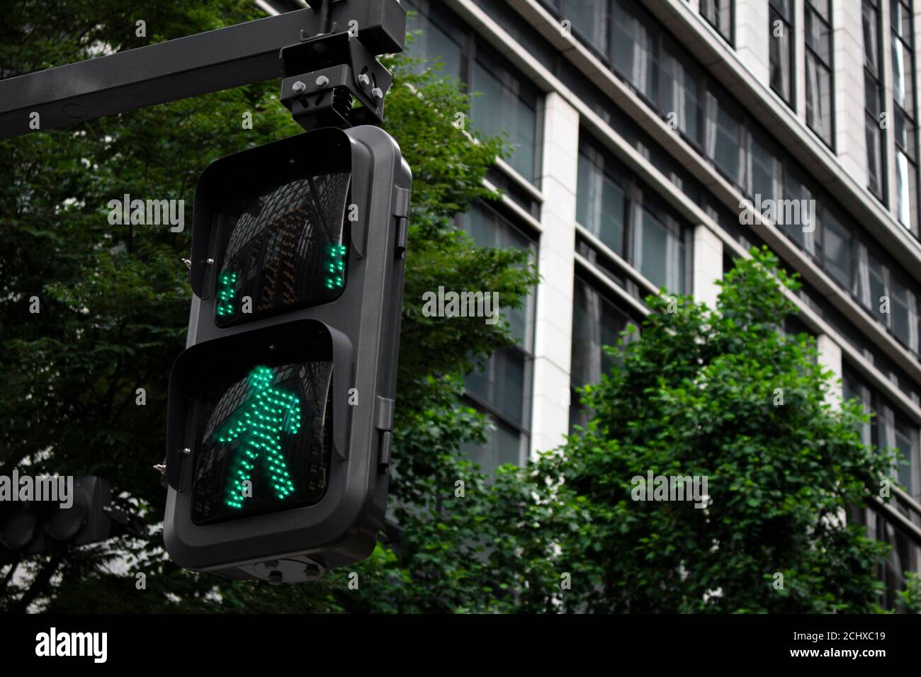 Pedestrian traffic light on the street corner of Marunouchi, Tokyo ...