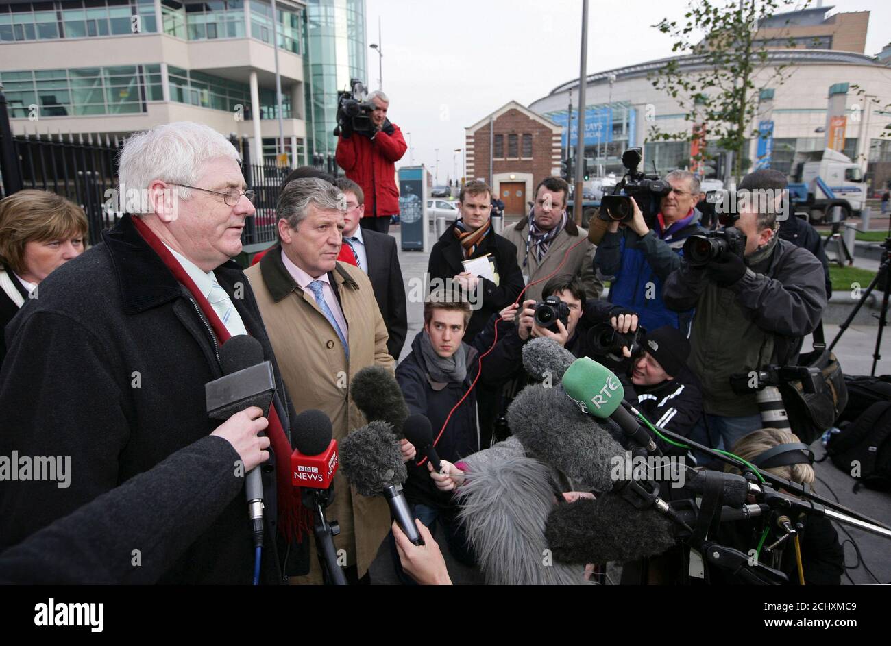 With relatives of victims of the omagh bombing hi-res stock photography ...