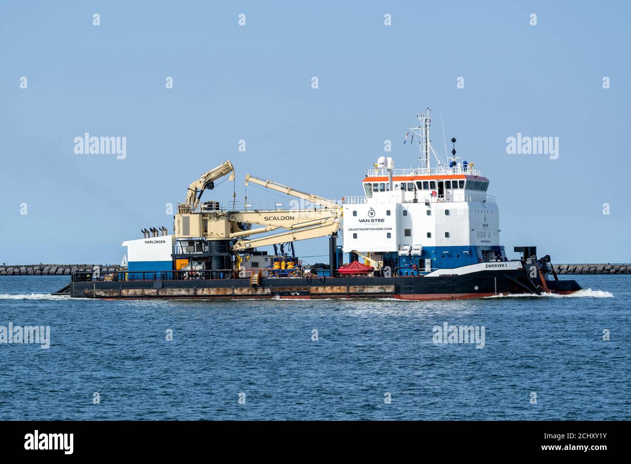 Dp2 vessel hi-res stock photography and images - Alamy