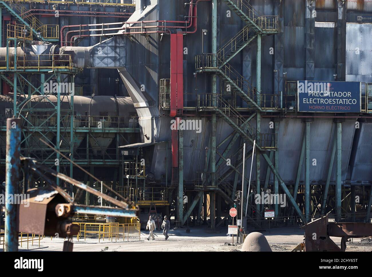 Copper smelter chile hi-res stock photography and images - Alamy