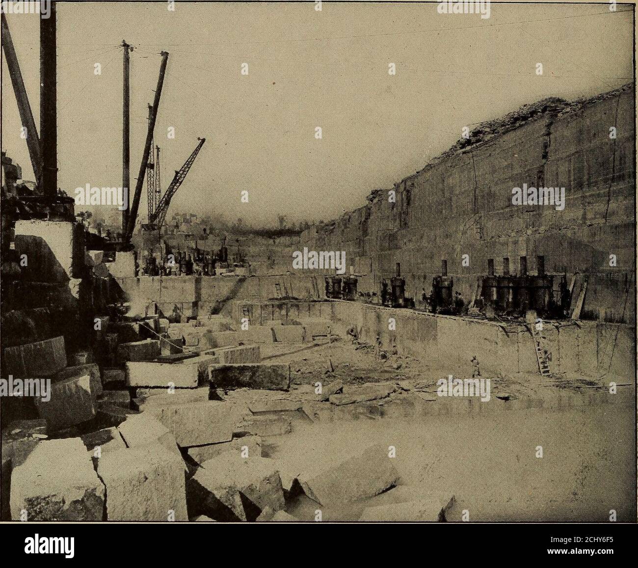 Indiana limestone quarry hi-res stock photography and images - Alamy