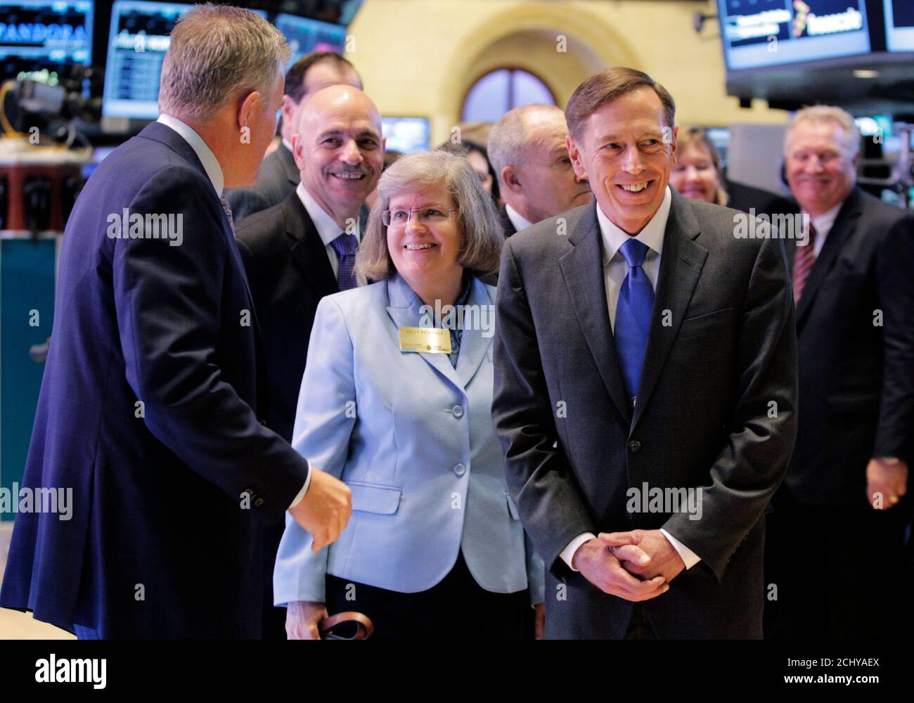 David petraeus wife hi-res stock photography and images - Alamy