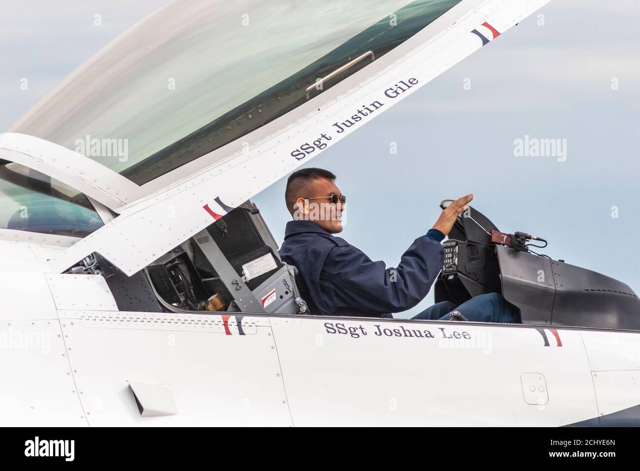 F 18 cockpit hi-res stock photography and images - Alamy
