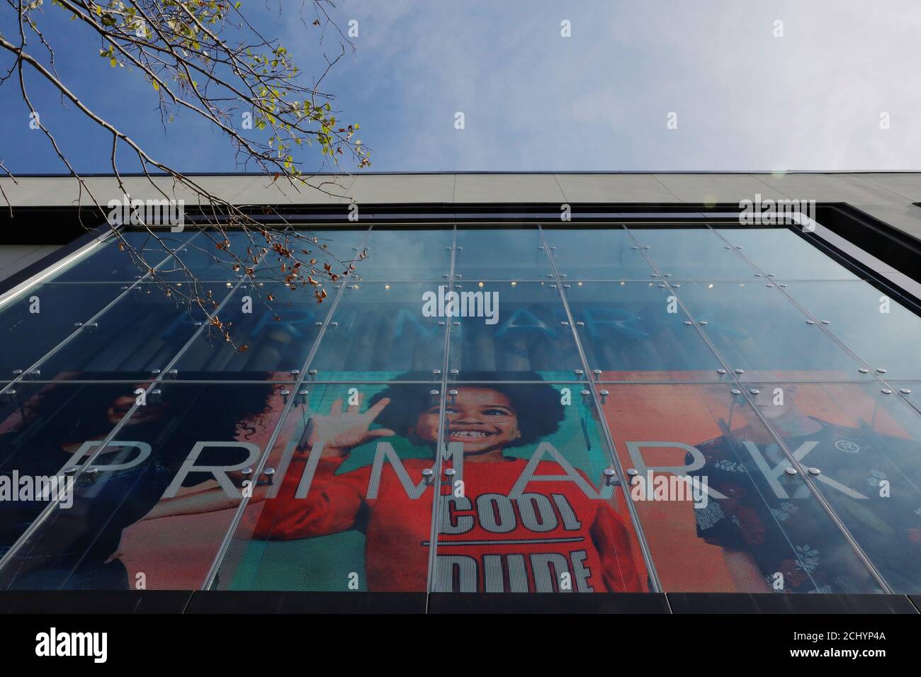 Primark signage hi-res stock photography and images - Alamy