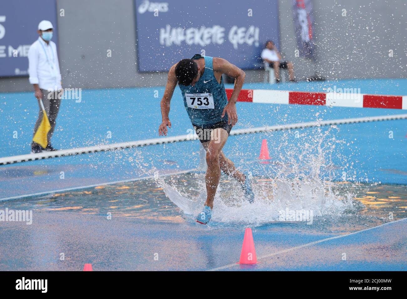 3000 metres steeplechase men hi-res stock photography and images - Alamy
