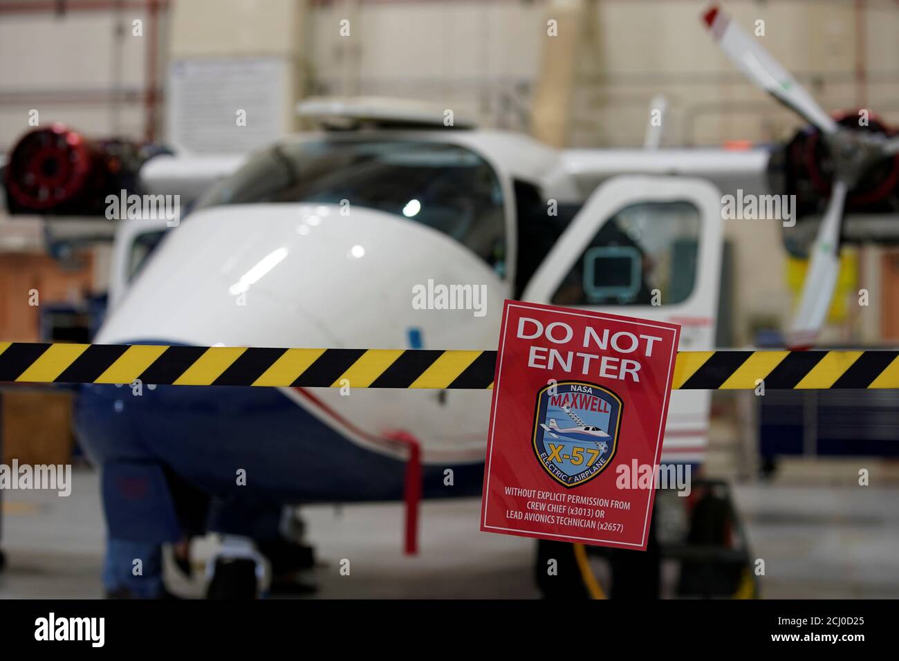 Nasa air base hi-res stock photography and images - Alamy