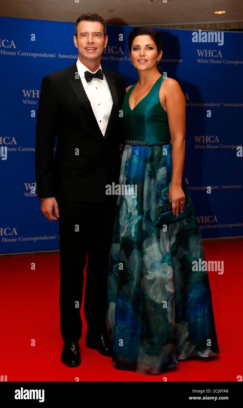 Marika dominczyk and scott foley hi-res stock photography and images ...