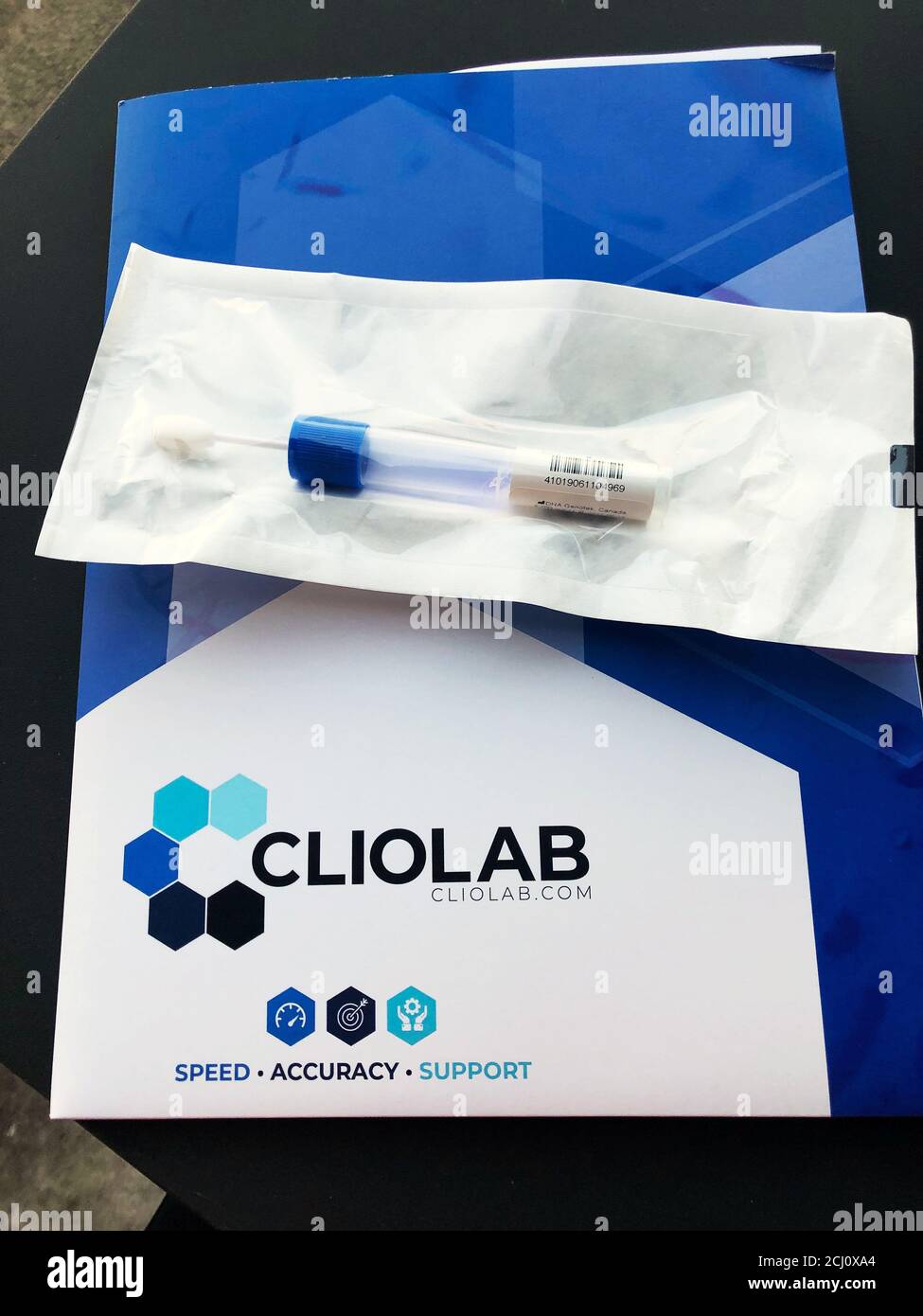 Cheek swab dna hi-res stock photography and images - Alamy