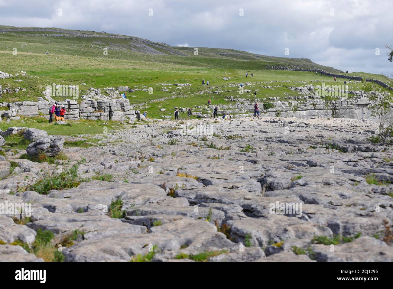 Malham Cove in the Yorkshire Dales National Park Stock Photo - Alamy