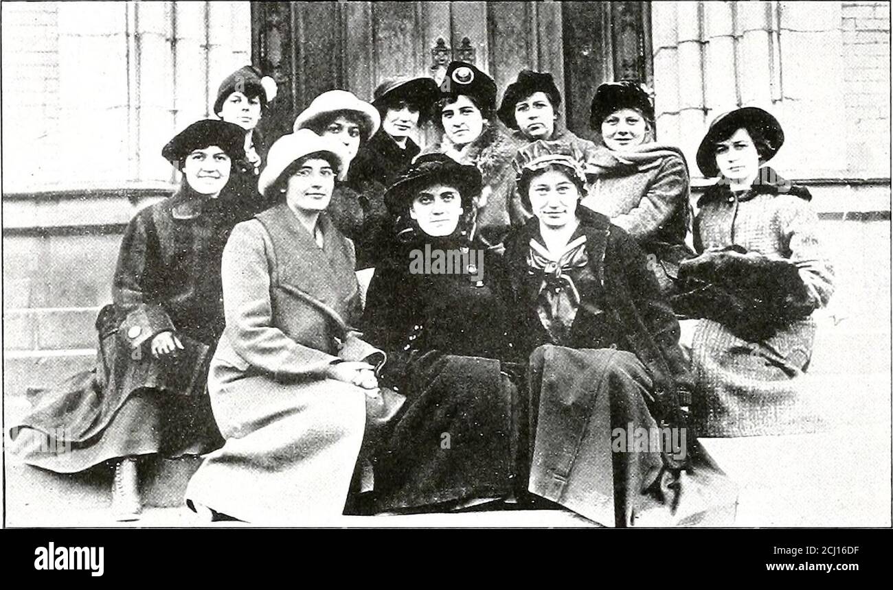 Robert wagner hart to hart hi-res stock photography and images - Alamy