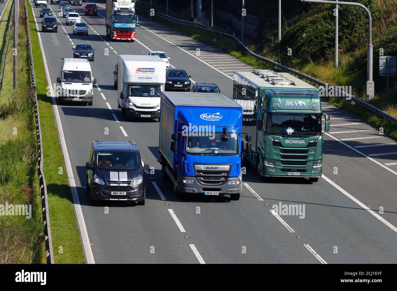 Traffic on the M62 between Leeds & Bradford at Junctions 27 & 26 Stock ...
