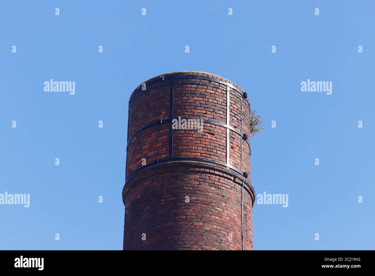 Red brick chimney hi-res stock photography and images - Alamy