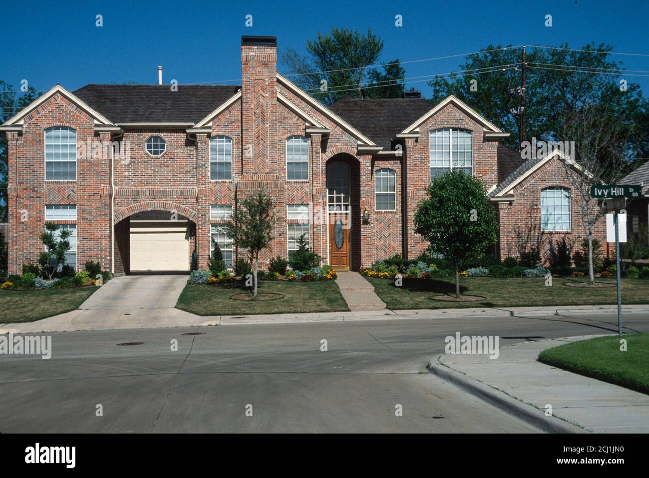 Luxury home in Texas suburban neighborhood, USA Stock Photo - Alamy