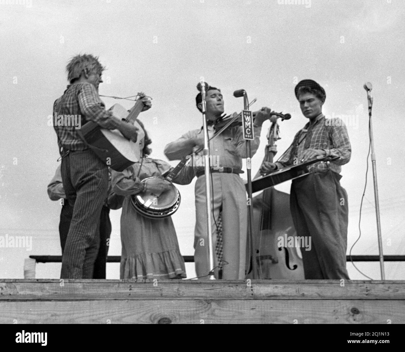 Grand ole opry guitar Black and White Stock Photos & Images - Alamy