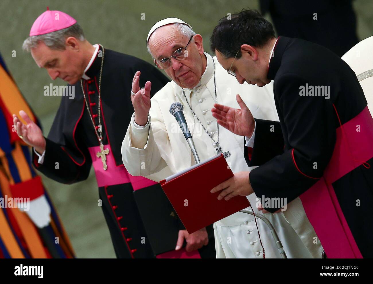 In Vatican Audience Hall High Resolution Stock Photography and Images - Alamy
