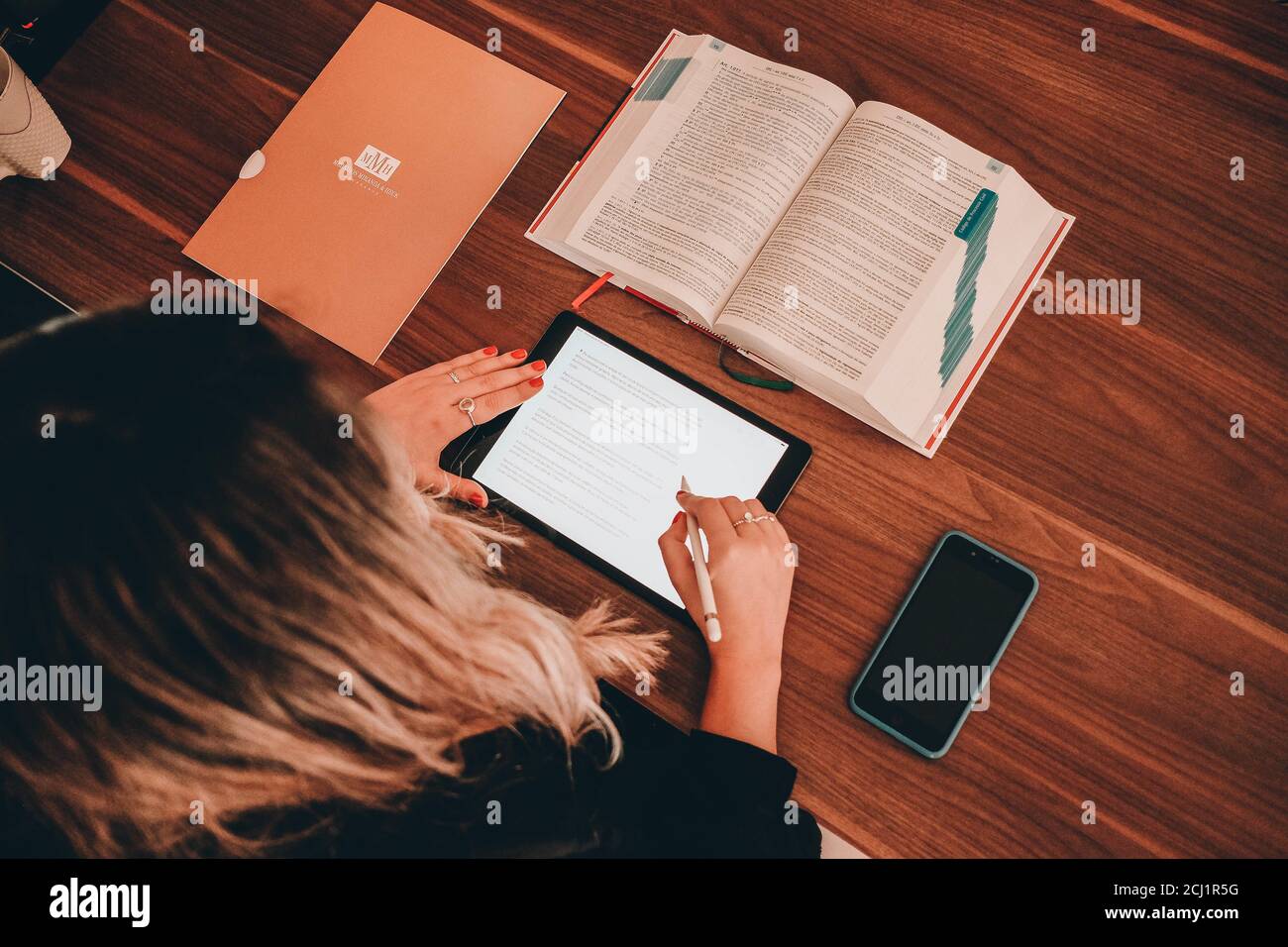 Student reading and studying for the exams Stock Photo - Alamy