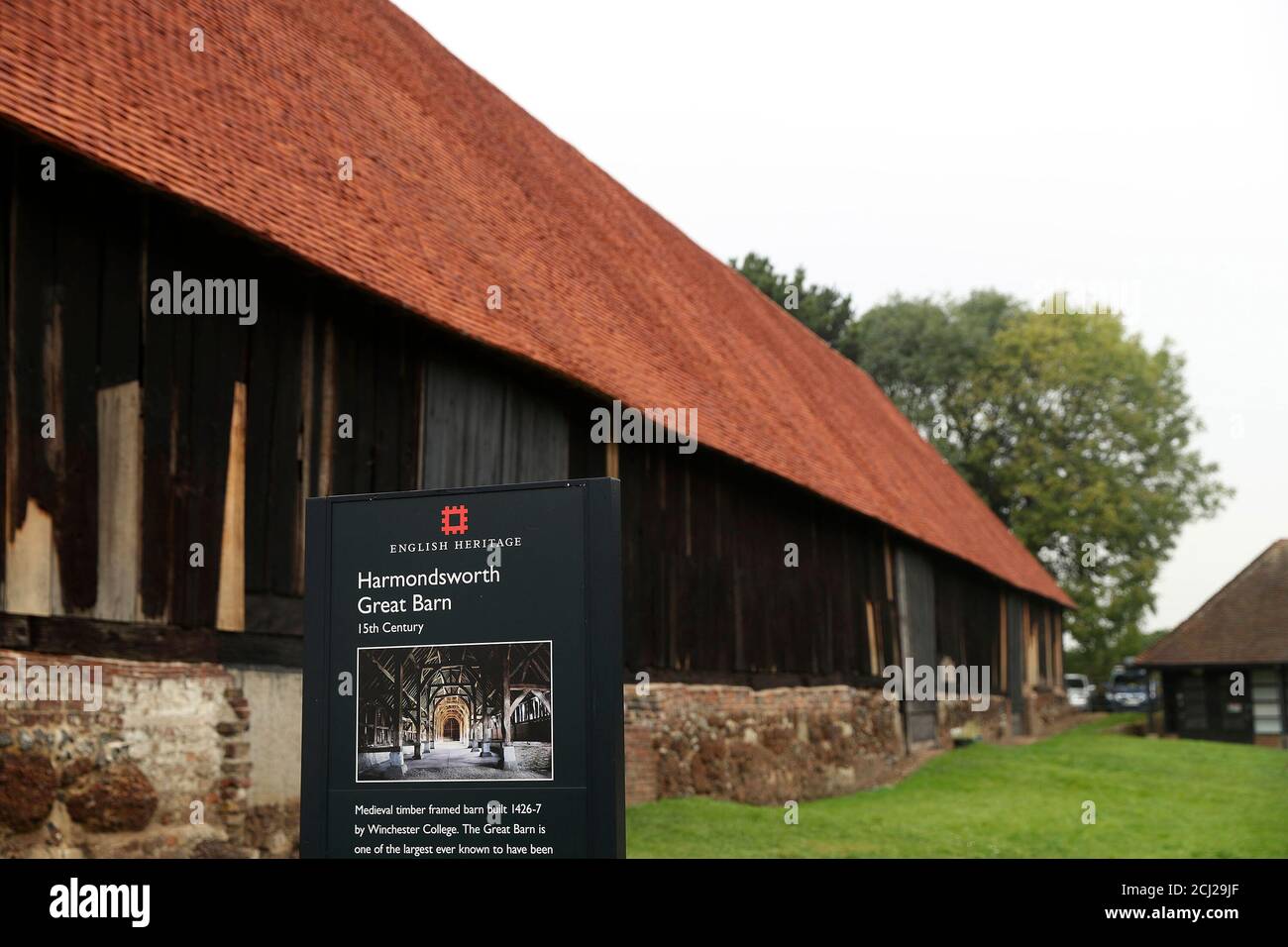 The great barn harmondsworth hi-res stock photography and images - Alamy