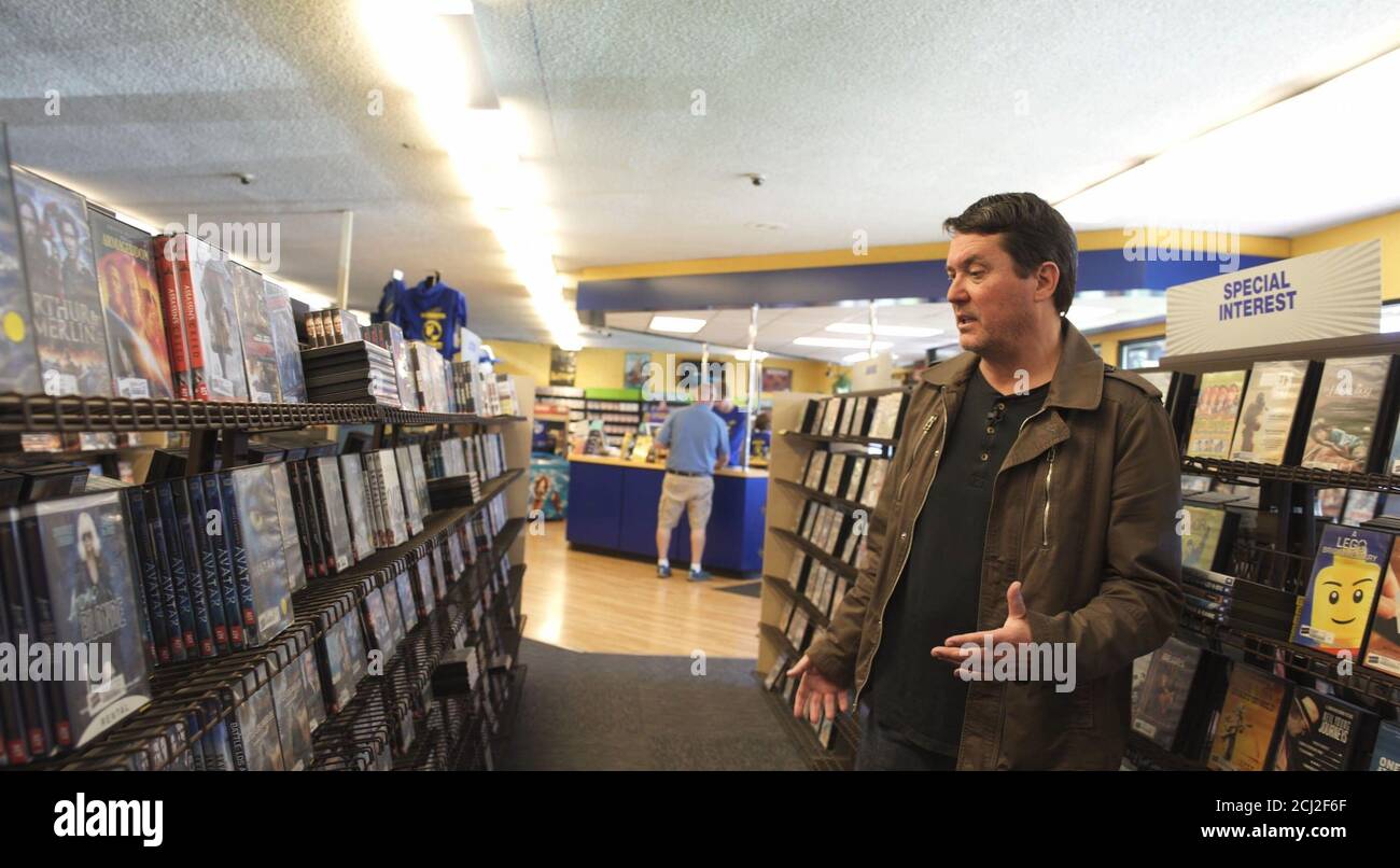THE LAST BLOCKBUSTER, Doug Benson, 2020. © 1091 / Courtesy Everett ...