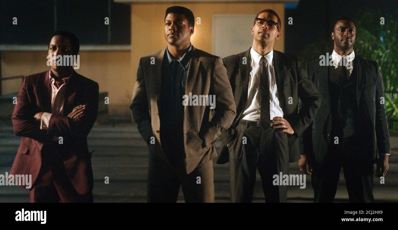 ONE NIGHT IN MIAMI, Leslie Odom Jr. as Sam Cooke, Eli Goree as Cassius ...