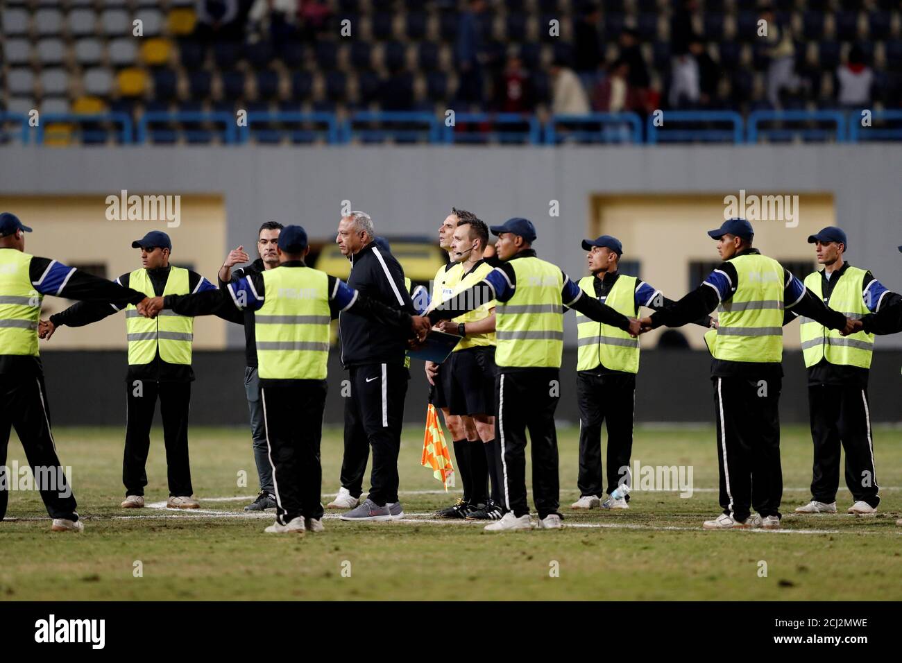 Referee ivan bebek hi-res stock photography and images - Alamy