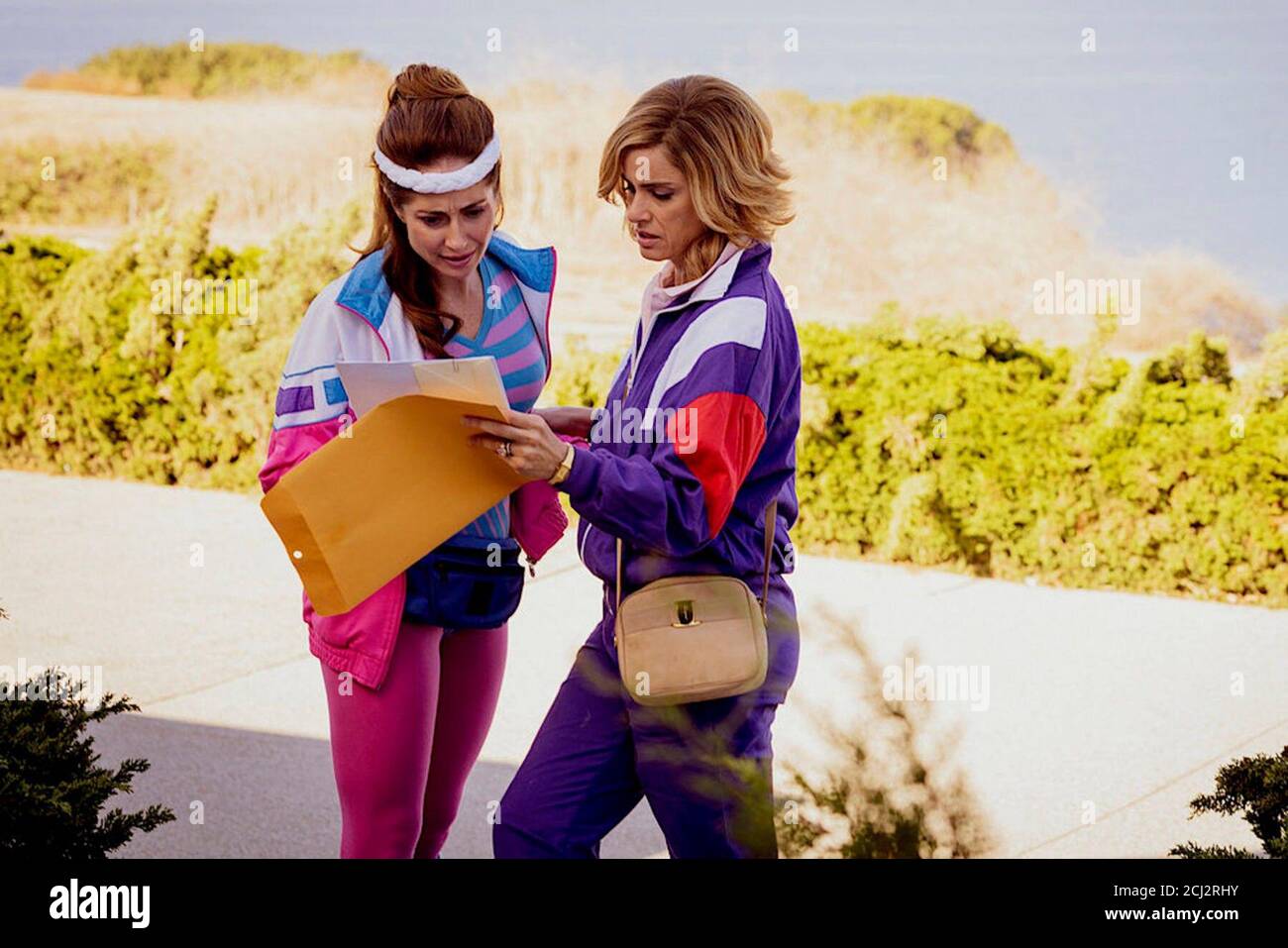 DIRTY JOHN: THE BETTY BRODERICK STORY, from left: Lena Georgas, Amanda ...