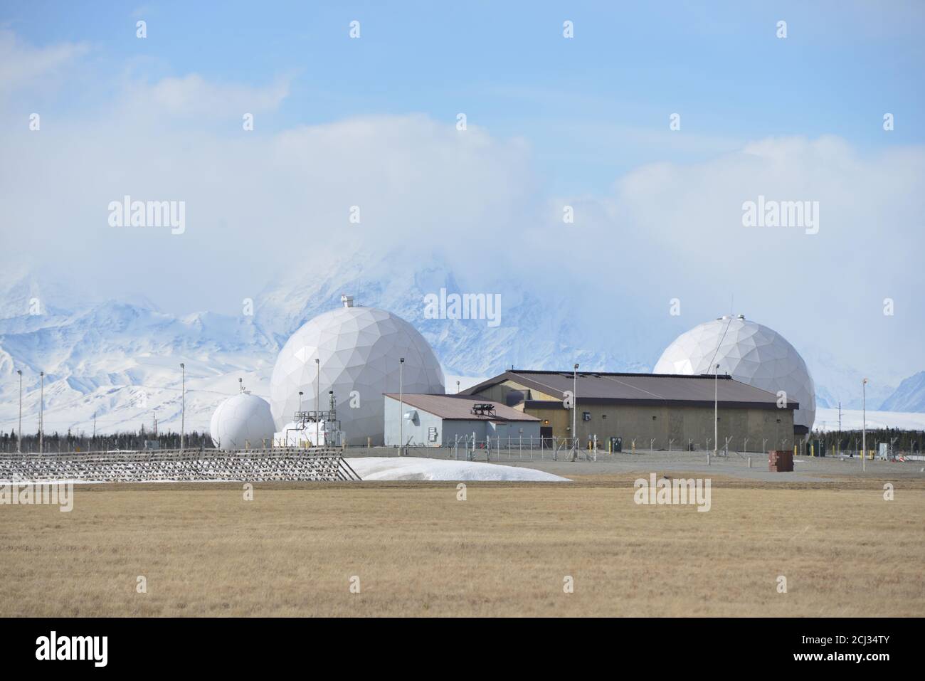 Satellite communication system hi-res stock photography and images - Alamy
