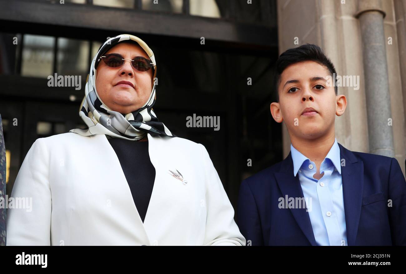 Arrive at portcullis house hi-res stock photography and images - Alamy
