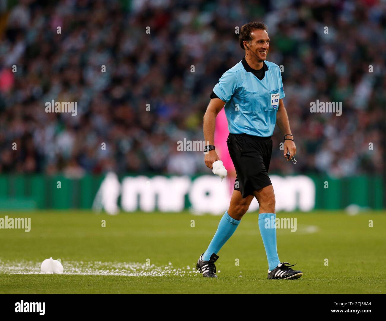 Foam football spray hi-res stock photography and images - Alamy