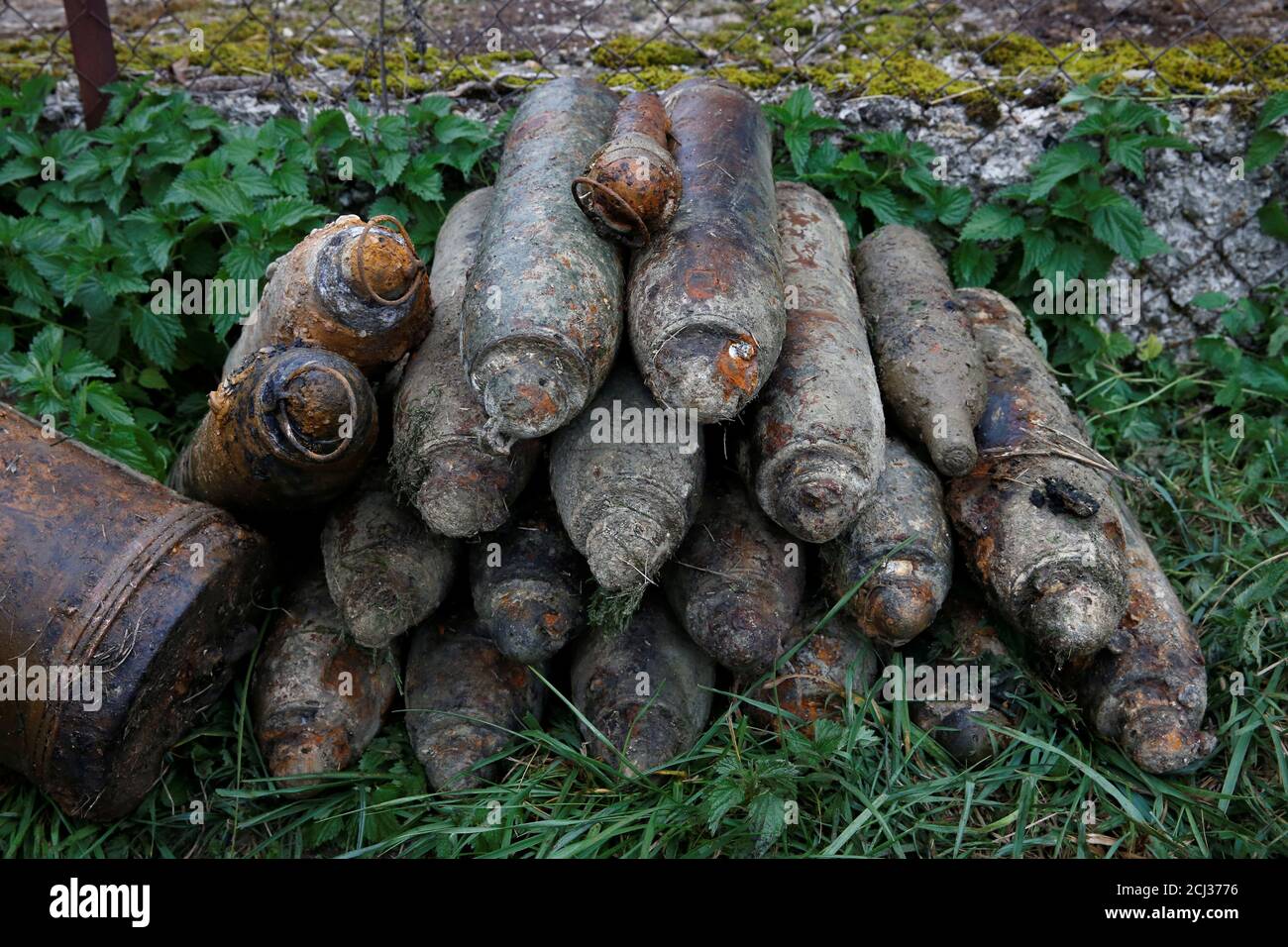 Wwi military weapons hi-res stock photography and images - Alamy
