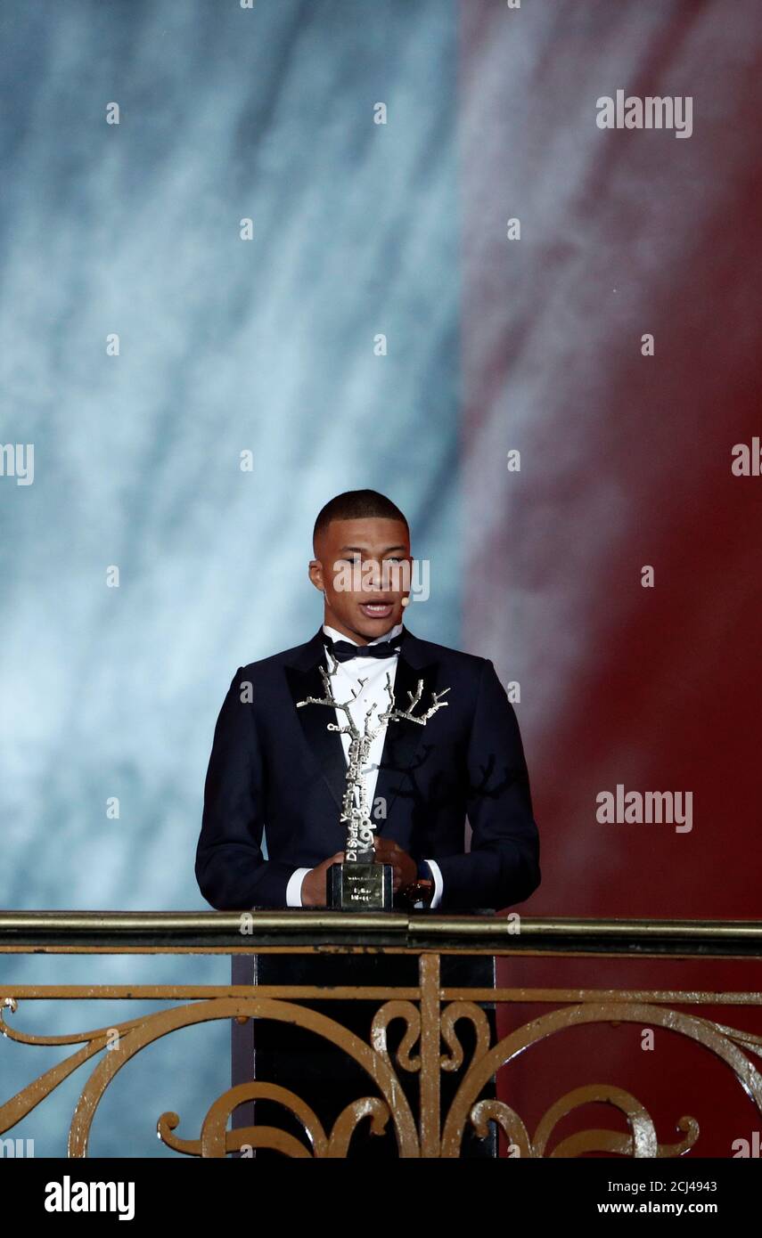 Kopa trophy hi-res stock photography and images - Alamy