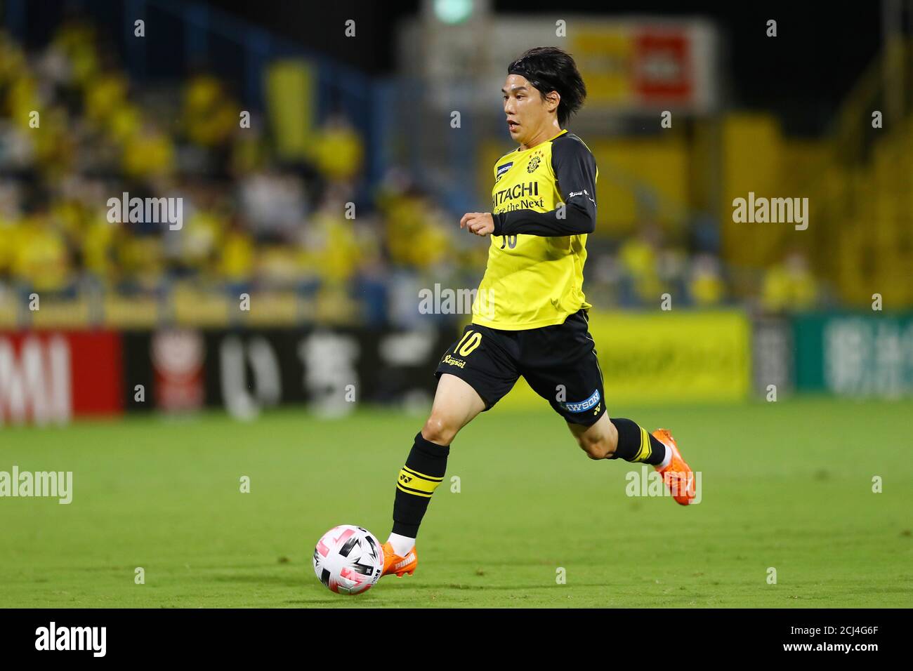 Ataru Esaka (10) of Kashiwa Reysol during the J.League J1 soccer match ...