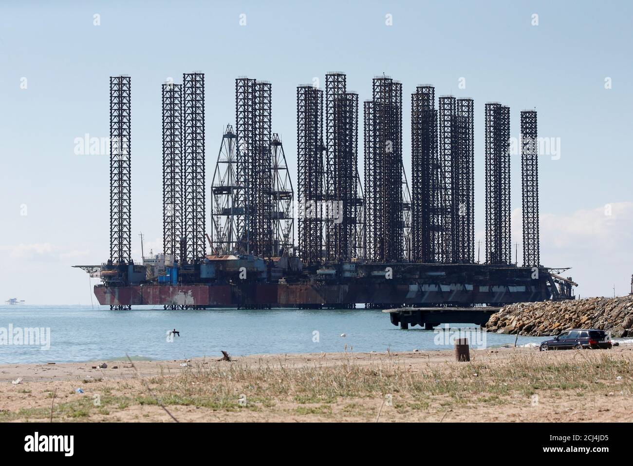 Caspian Sea Oil Rig High Resolution Stock Photography and Images - Alamy