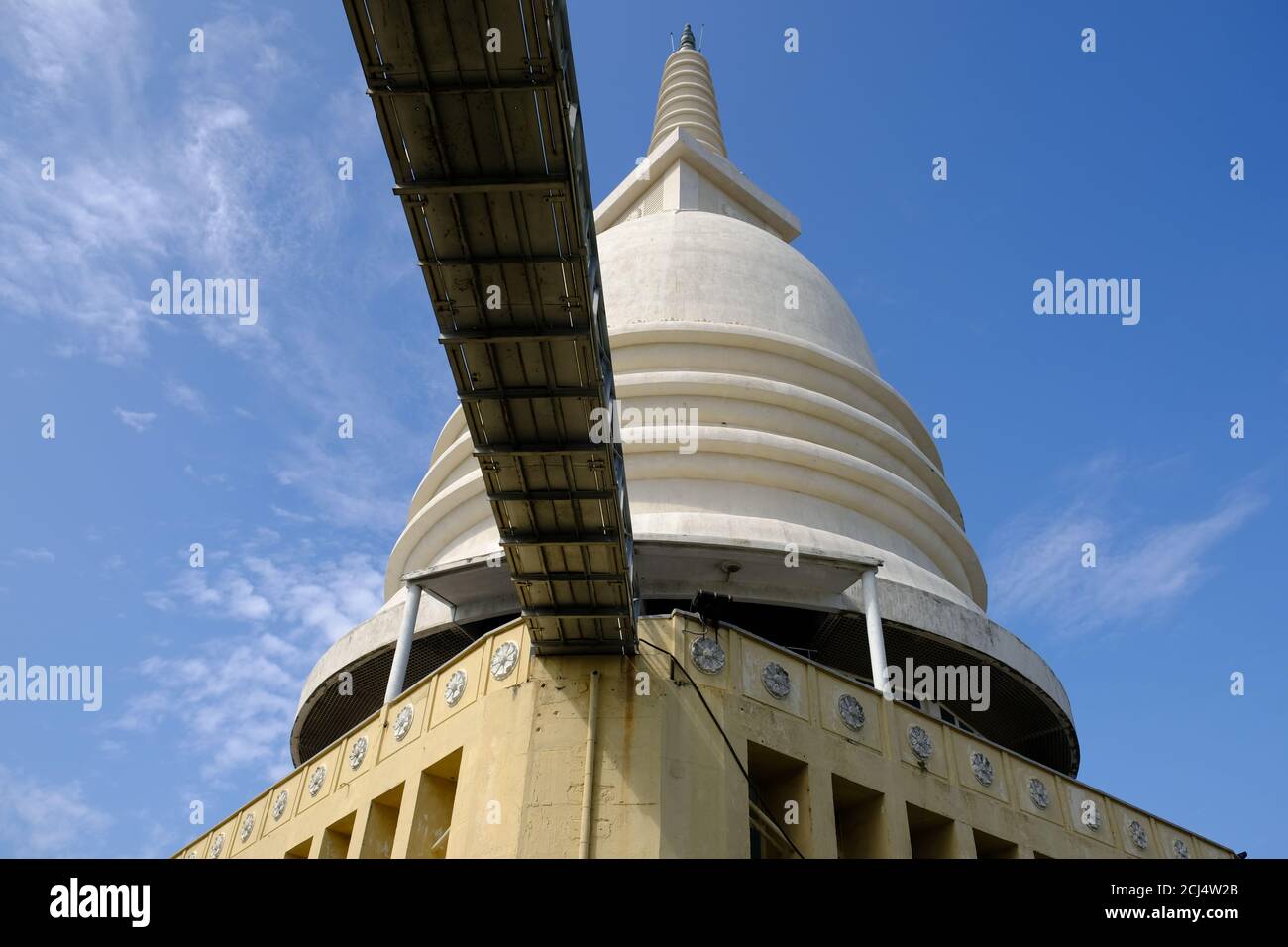 Buddhist shrine chaithya sri lanka hi-res stock photography and images ...