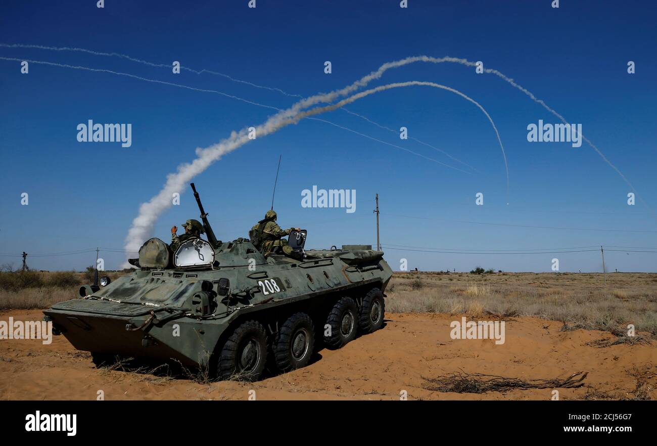 Air defense missile on launch hi-res stock photography and images - Alamy