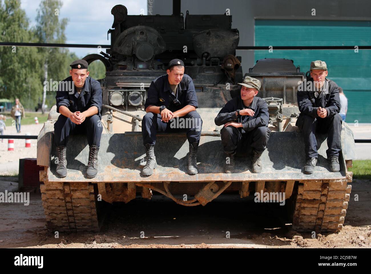 Tank crew members hi-res stock photography and images - Alamy