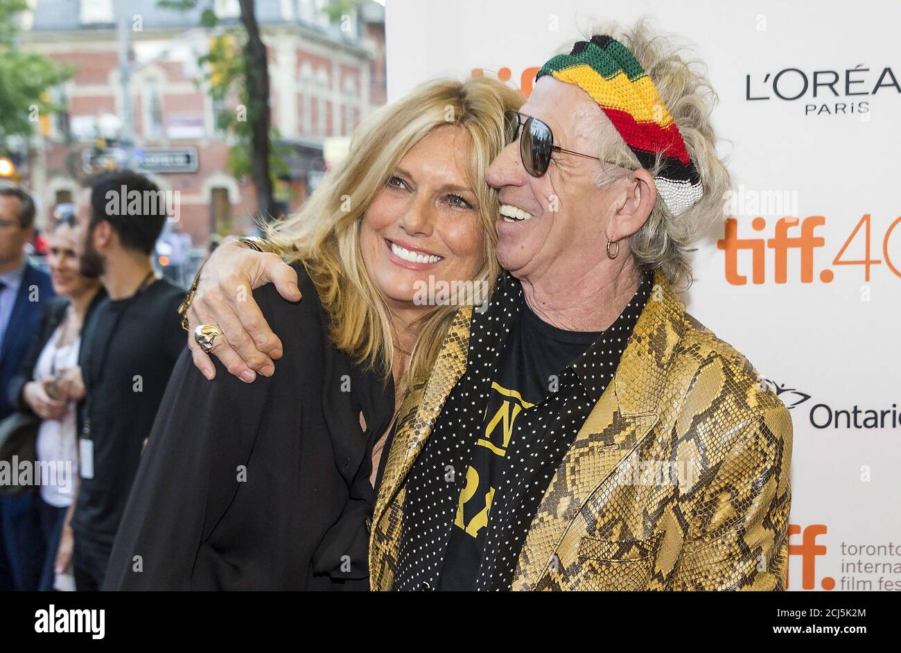 Rolling guitarist keith richards wife hi-res stock photography and ...