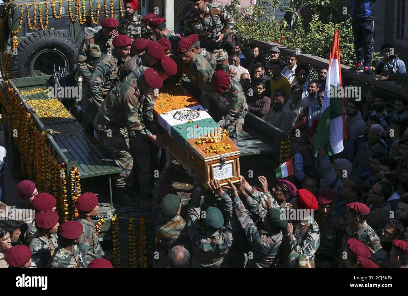 Indian soldier coffin hi-res stock photography and images - Alamy