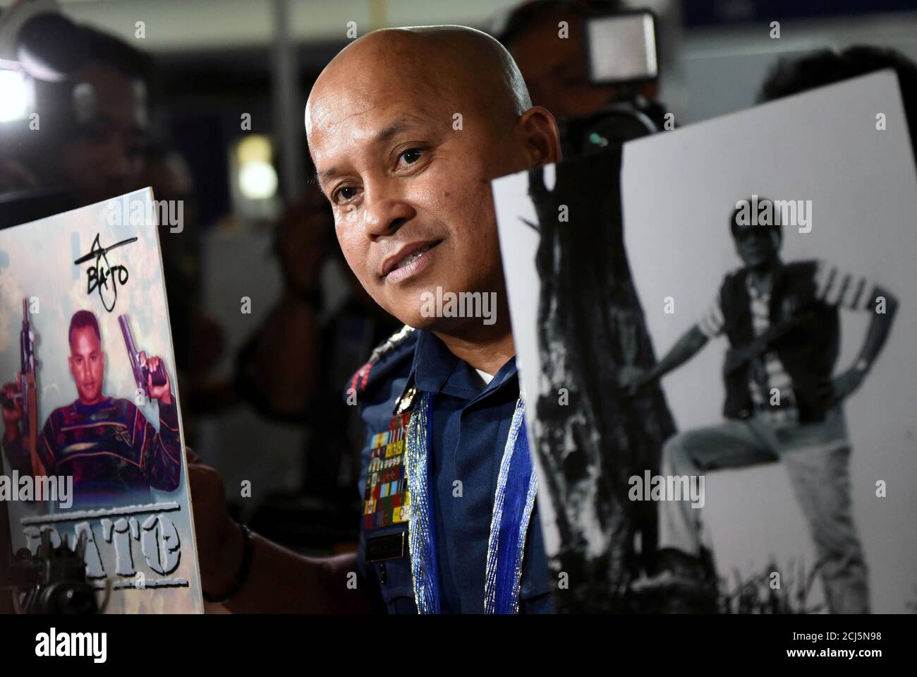 President duterte gun hi-res stock photography and images - Alamy