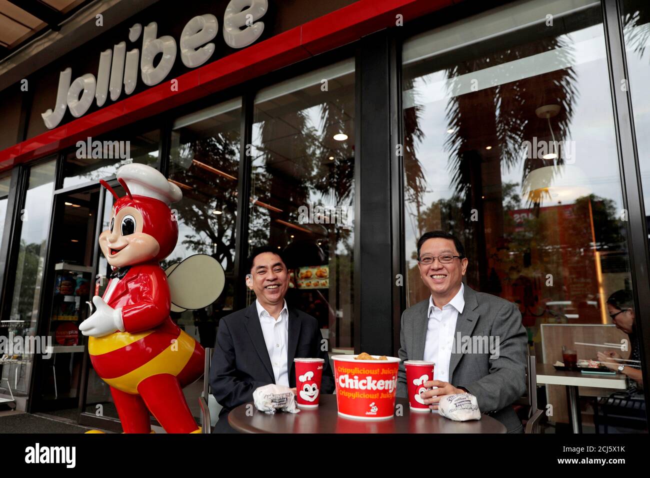 Asia jollibee hi-res stock photography and images - Alamy