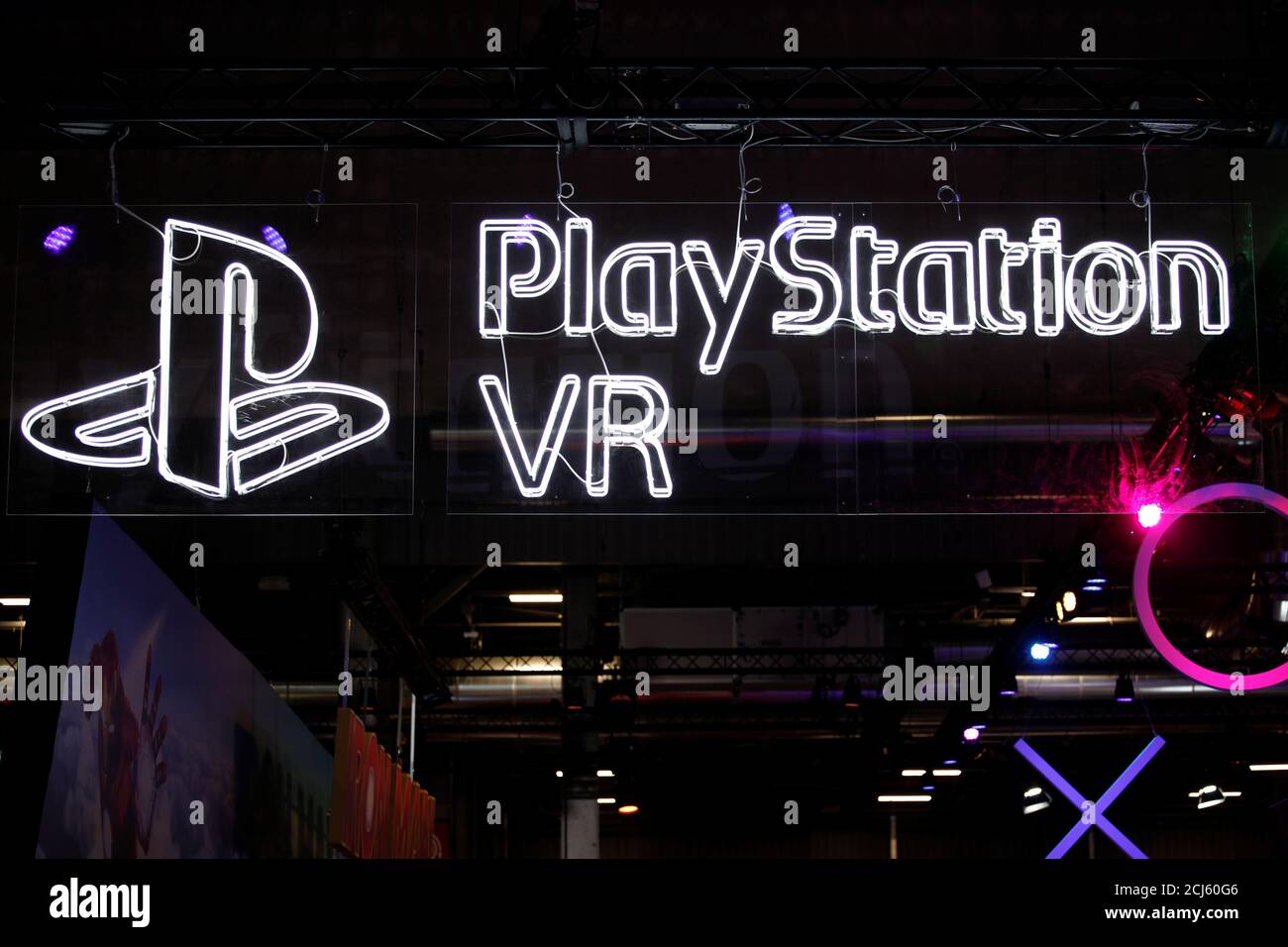 Vr logo hi-res stock photography and images - Alamy