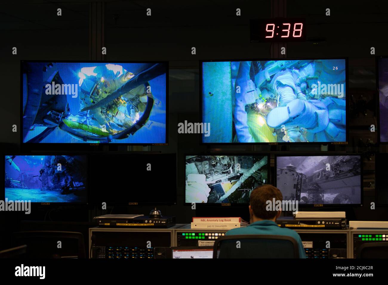 Houston space center control room hi-res stock photography and images ...