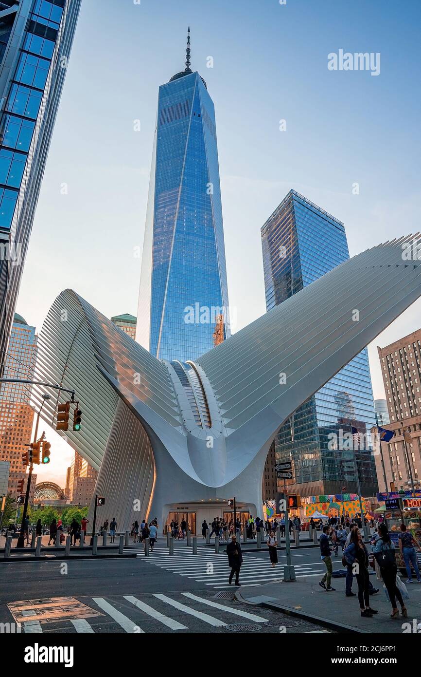 Oculus station in Lower Manhattan, the World Trade Center Stock Photo ...